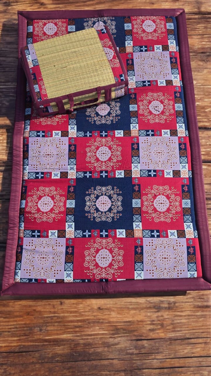 Red Color Small Square Elegant Design Mat| Multipurpose Spacious Mat ...